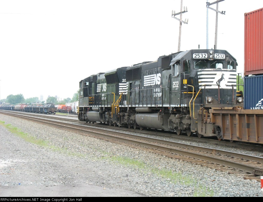 NS 2532